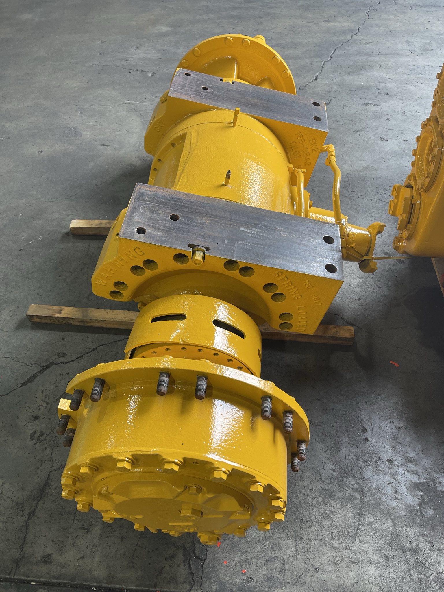 CAT 1300 Front Axle – Performance Mine Mechanical